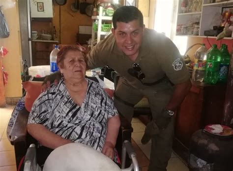 Carabinero Salvó A Vecina Con Discapacidad Cuando Incendio Amenazaba Su