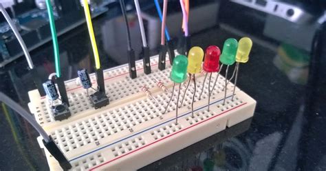 leds y pulsador con arduino