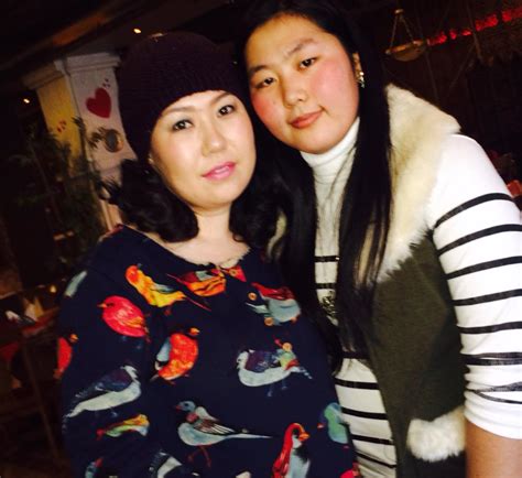 Дуучин Г Эрдэнэтунгалаг нэгэн охины мөрөөдлийг биелүүлжээ Урлаг мн