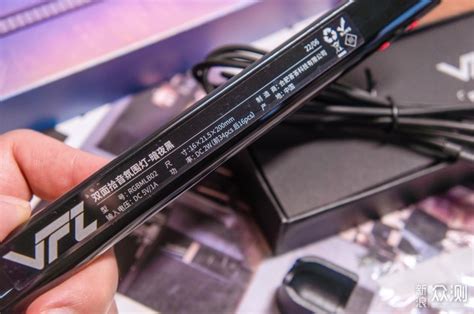 如何让桌面氛围感拉满！vfz双面拾音灯测评！ 原创 新浪众测