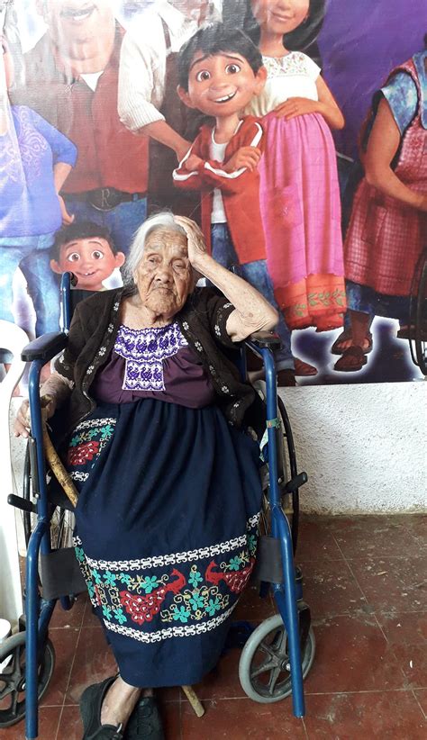 108 Year Old Grandmother From Mexico Dubbed The “real” Mamá Coco