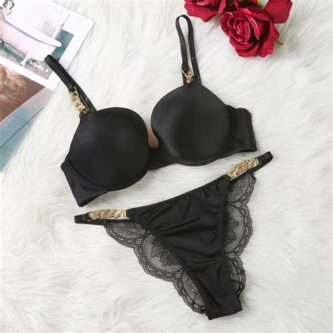 Wholesale Women Sexy Lingerie Set Underwear Ladies Lace Bra Set Two