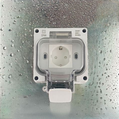 Розетка уличная Ip66 влагозащищенная садовая влагозащитная наружная с крышкой электророзетка