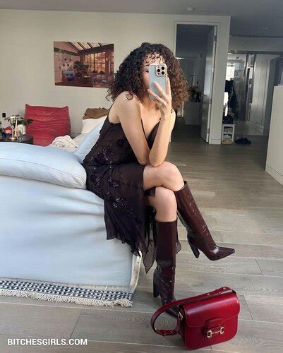 Pokimane Nude Twitch Twitch Leaked Nude Pics Nude Celebrity Photos