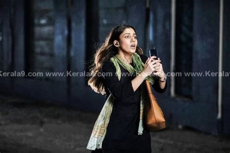 Netrikann Nayanthara Movie Stills Posters And Location Photos