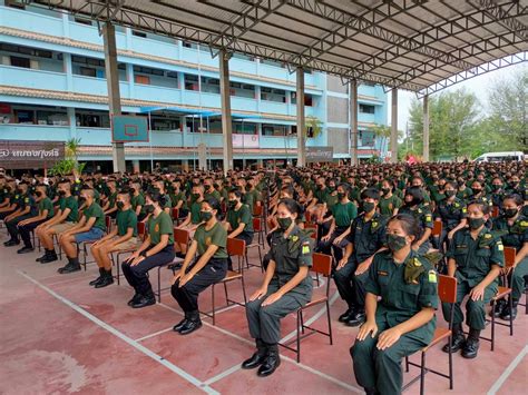 วันศุกร์ ที่ ๑๔ ส ค ๖๓ พ ท ฉัตร แต่แดงเพชร รอง ผบ ศฝ นศท มทบ ๒๓ ให้การต้อนรับ นายจารุวัตร ภูแก้ว