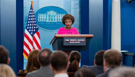 Govmil White House Purges 442 Reporters Citing New Press Credential Rules Timebomb 2000