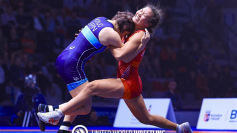 Гавьяат тамирчин С Цэрэнчимэд дэлхийн хошой мөнгөн медальтан боллоо