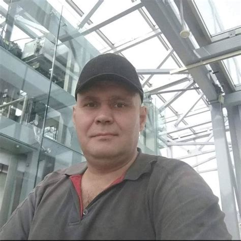 Вижив лише молодший унаслідок удару по багатоповерхівці в Києві загинула вся родина фото