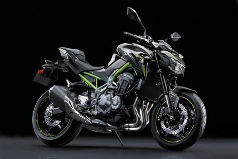 Kawasaki Z900 Naked Bike Baru 4 Silinder