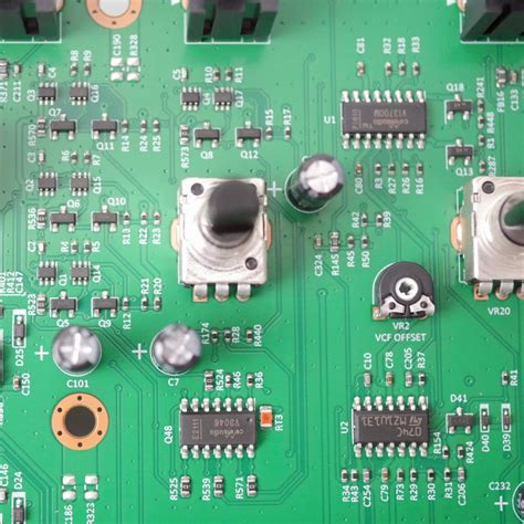 Behringer Kobol Expander Amsynths