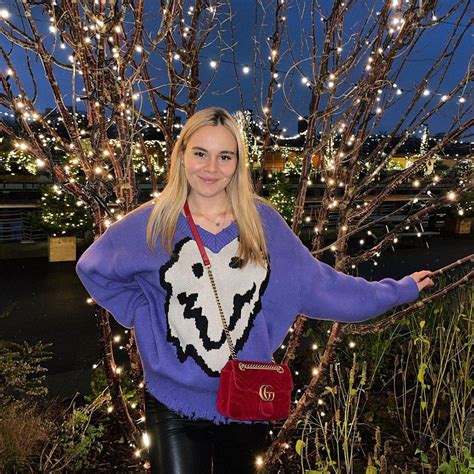 Holly Ramsay Promiflash