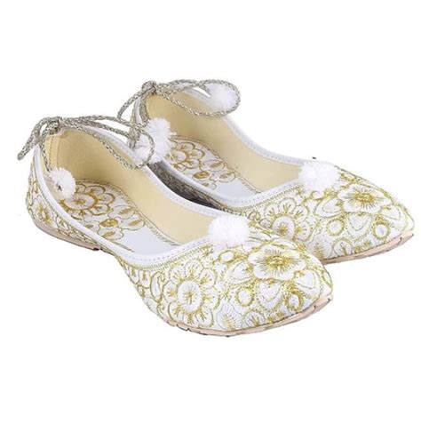 Jutti for Women and Girls Punjabi Jutti Handmade Jutti Sandal Sleepers ...