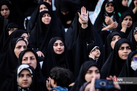 اجتماع بزرگ مدافعان حجاب و حریم خانواده در ورزشگاه آزادی