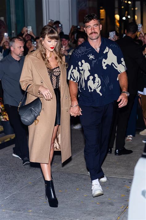 How Taylor Swift Spices Up A Classic Fall Camel Coat For Date Night