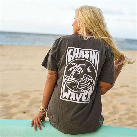 Chasin Waves Tee Surf Tshirt Vintage Surf Shirts