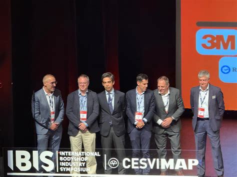 Luis Ursúa Representa A Los Talleres En Ibis Iberia 2025 Asociación