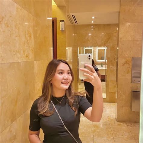 Joycee Niones Lazado Joyceeebels Threads Say More