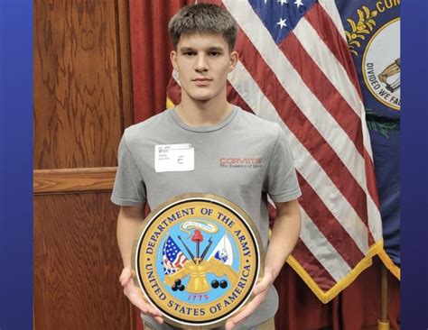 Liam Vieira Enlists With Us Army Ada Icon