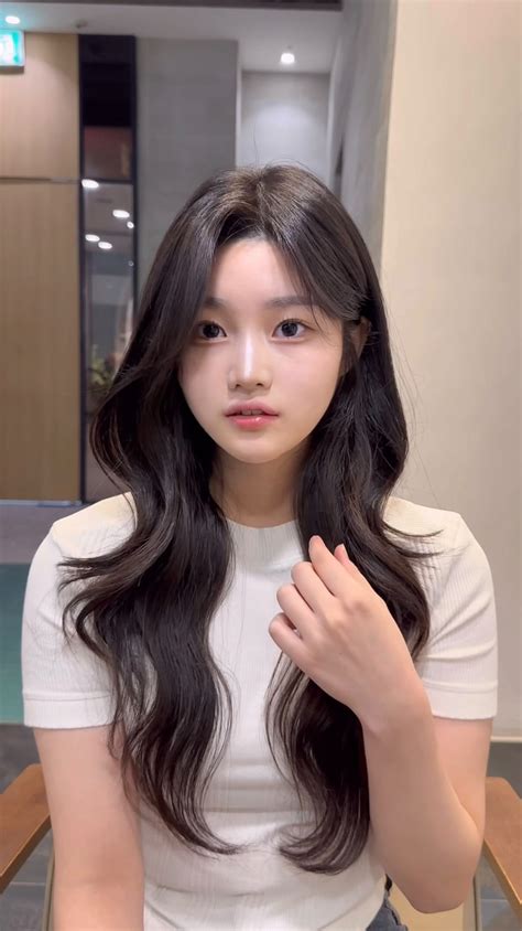 긴머리 레이어드펌 소현 엘리자벳펌 긴머리웨이브 혼자 매번 드라이하기 어렵게 느껴진다면 얼굴형에 맞는 페이스라인컷 레이어드펌으로 나만의 분위기와 편한 손질까지💗