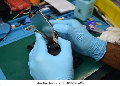 Fixing Screen Images Stock Photos Vectors Shutterstock