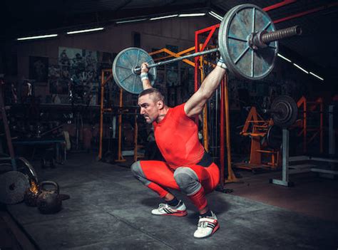 A Beginners Guide To Powerlifting Squat Suits