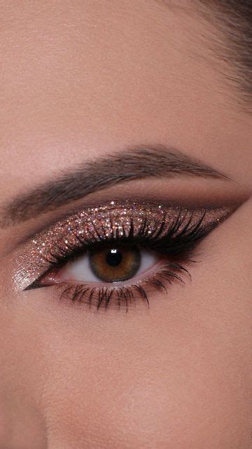 Stunning Colourful Eye Makeup Looks To Transform Your Look Artofit