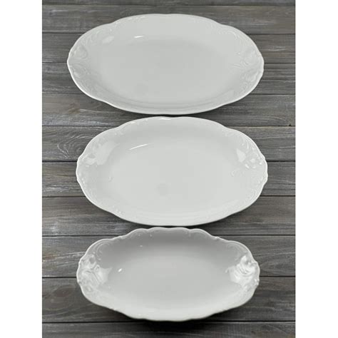Блюдо порцелянове овальне 28 см купити в інтернет магазині Файний Смак