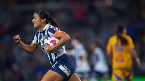 Rebeca Bernal Llega A Su último Clásico Como La Máxima Goleadora De
