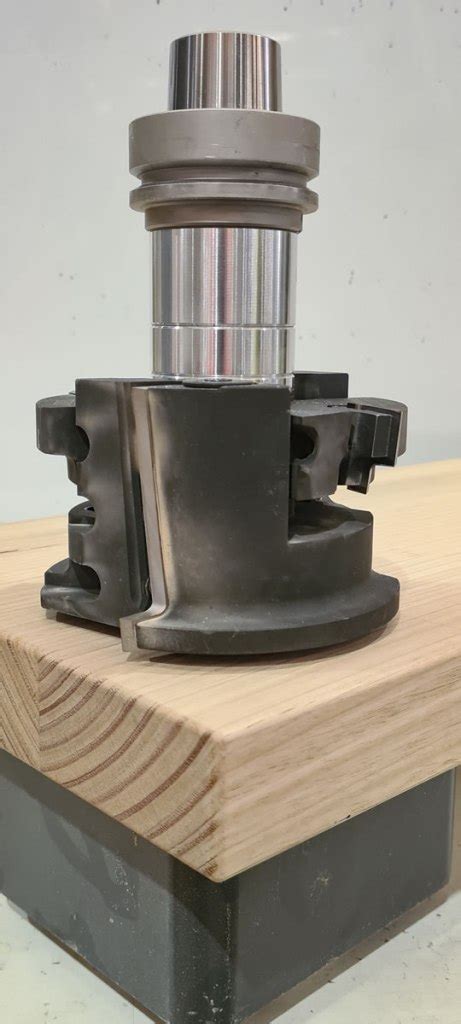 Customised CNC Tools R Pencil Round Profile