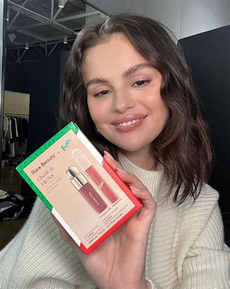 Selena Gomez Celebra Sus Raíces Mexicanas Con Este Lanzamiento De Rare
