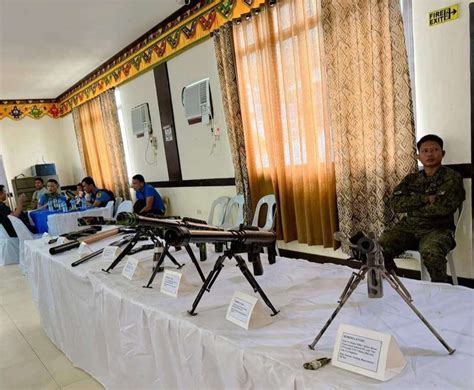 Walo 8 Loose Firearms Gikan Sa 7 Ka Barangay Ginsungka Sa Mga