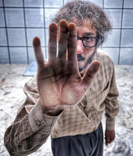 دانلود فیلم مرد عینکی بدون سانسور حلال دانلود