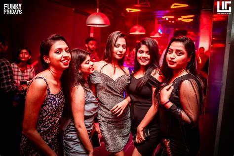 Top 5 Best Clubs In Kolkata For An Incredible Ladies Night Experience