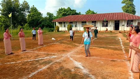 ဟုမ္မလင်းခရိုင် အထွေထွေအုပ်ချုပ်ရေးဦးစီးဌာန၏ ၃၅ နှစ်မြောက် မိသားစုနေ့အထိမ်းအမှတ် အားကစားပြိုင်ပ