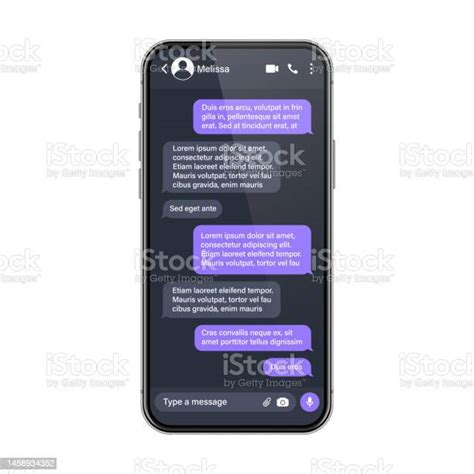 메시징 응용 프로그램과 현실적인 스마트 폰 Sms 텍스트 프레임 보라색 메시지 거품 및 자리 표시자 텍스트가있는 대화 채팅 화면 소셜 미디어 응용 프로그램 벡터