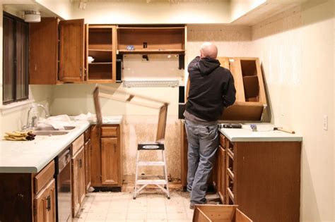 Replacing The Kitchen Sub Flooring The Wood Grain Cottage