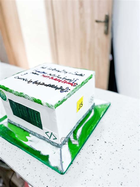 Cake For A Programmer Available In Vanilla Red Velvet Chocolate Etc Creamixcakes