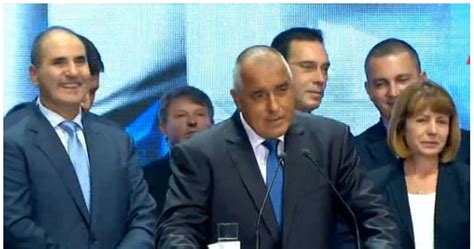 Борисов призова ГЕРБ за толерантност към бежанците