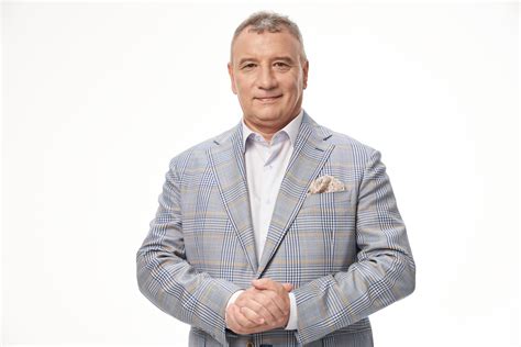 УНСС Проф д р Димитър Димитров ректор на УНСС Минаваме през съществена трансформация