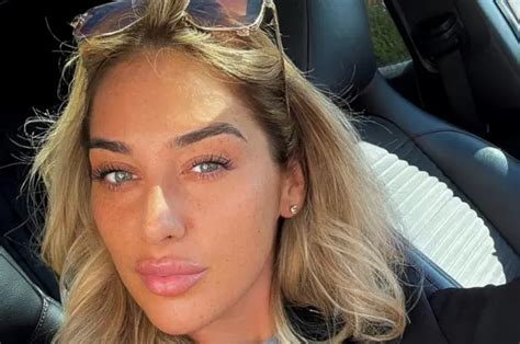 Полиция арестовала двух человек в связи с убийством Элли Эдуардс у паба близ Ливерпуля в