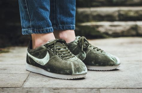 Giày Nike Cortez Prm Olive 862574 200 Authentic Shoes