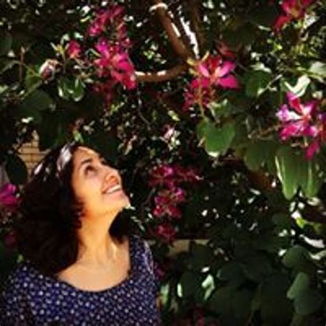 Stream Mariana Schweizer Music Listen To Songs Albums Playlists For