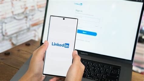 Membangun Jaringan Profesional Di Era Digital Dengan Linkedin