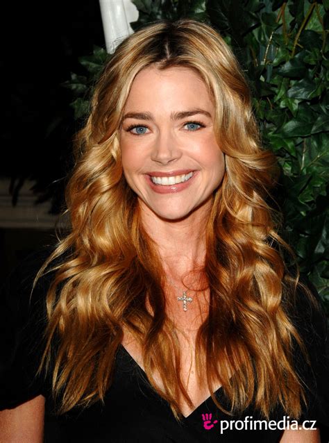 Denise Richards Hairstyle Easyhairstyler