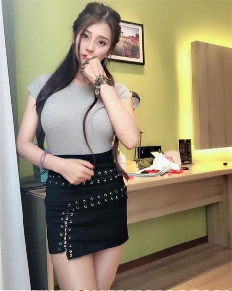 ‘thánh Nữ G Cup Nổi Như Cồn Với Loạt Video Rung Lắc Trở Thành Doanh