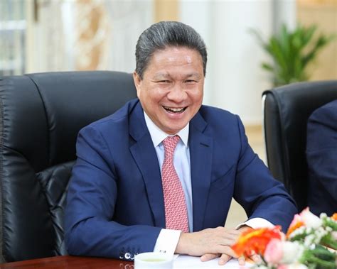 លោក ស៊ុន ចាន់ថុល ជាមេទ័ពធំដឹកនាំមន្ត្រីចូលជុំរំ«ចរចាពាណិជ្ជកម្មជាមួយរដ្ឋបាលលោកត្រាំ សុីសុីថាមស៍