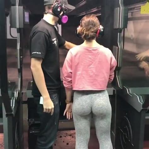 Casual Jiggles Gun Jiggles Porn Gif Video Nebyda Com