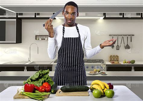 男厨师是家庭或商业厨房