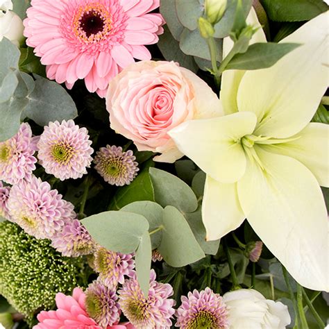 Gerbe Piquée Sagesse Livraison Fleurs Deuilaquarelle